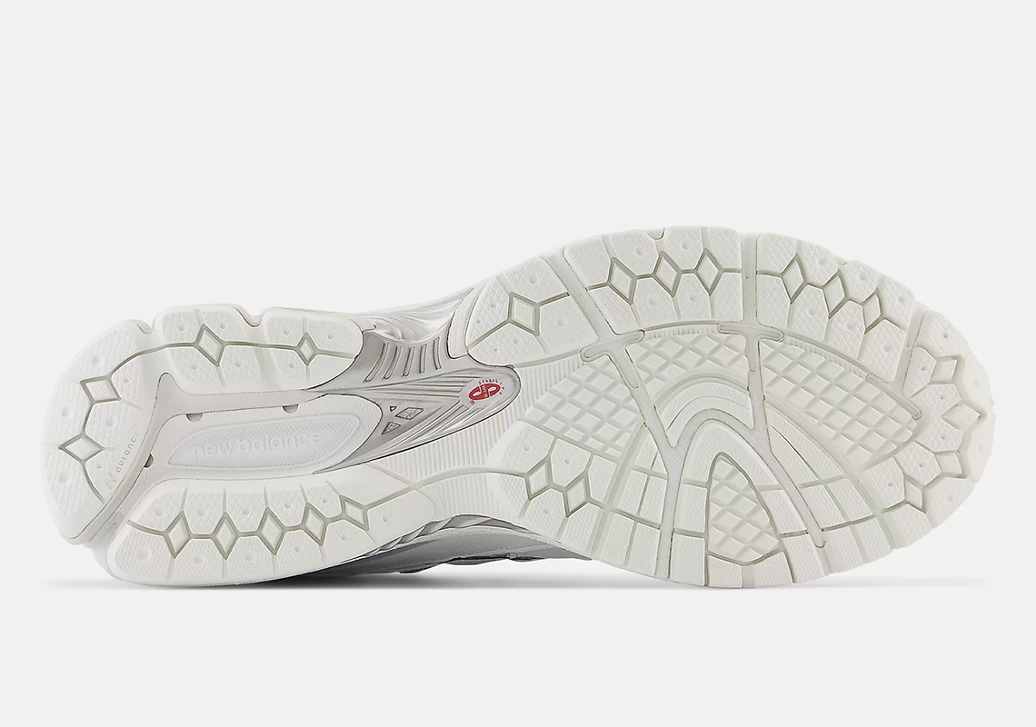 New Balance 2002RX GORE-TEX "White/Grey" | SneakerNews.com