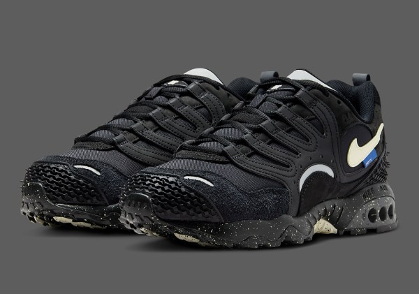 Undefeated Nike Air Terra Humara FN7546-002 | SneakerNews.com