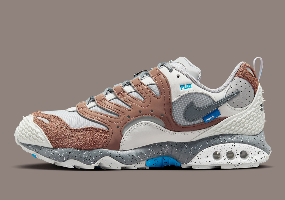 Undefeated Nike Air Terra Humara FN7546-002 | SneakerNews.com