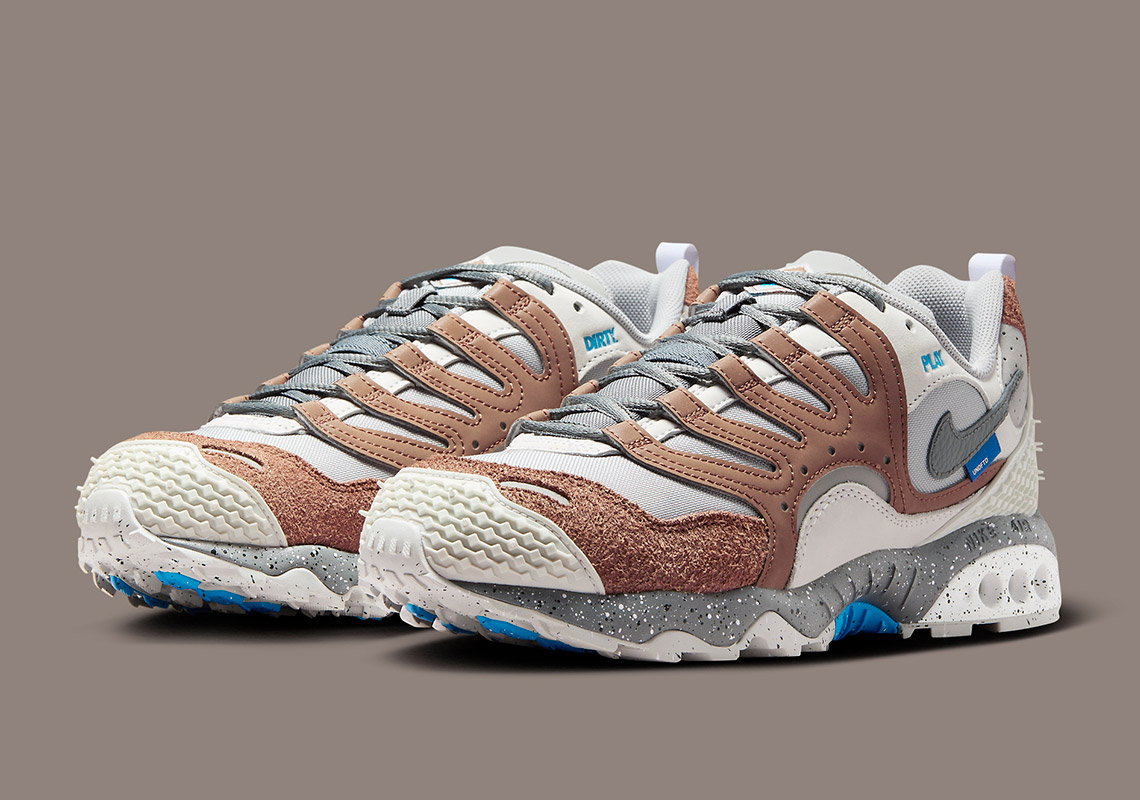 Undefeated Nike Air Terra Humara FN7546-002 | SneakerNews.com