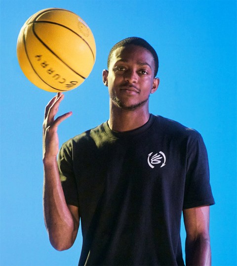 De'Aaron Fox Signs With Curry Brand | SneakerNews.com