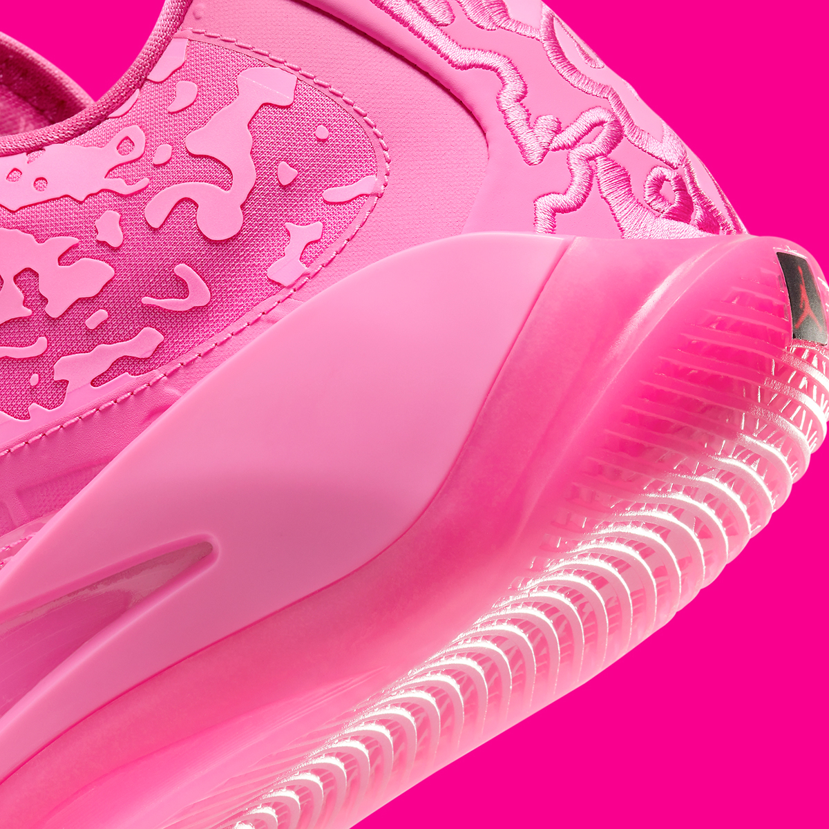 Jordan Zion 3 Pink DR0675-600 Release Date | SneakerNews.com