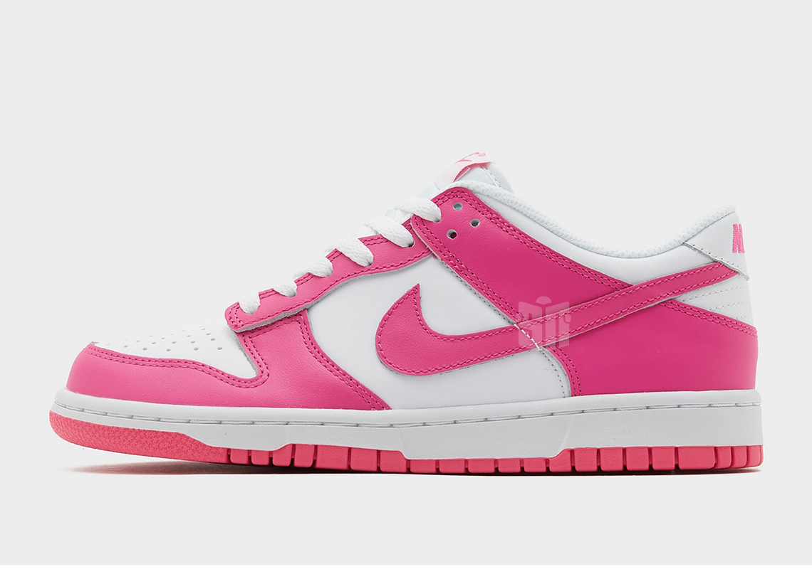 Pink Nike Dunks For Girls Are Available Now | SneakerNews.com