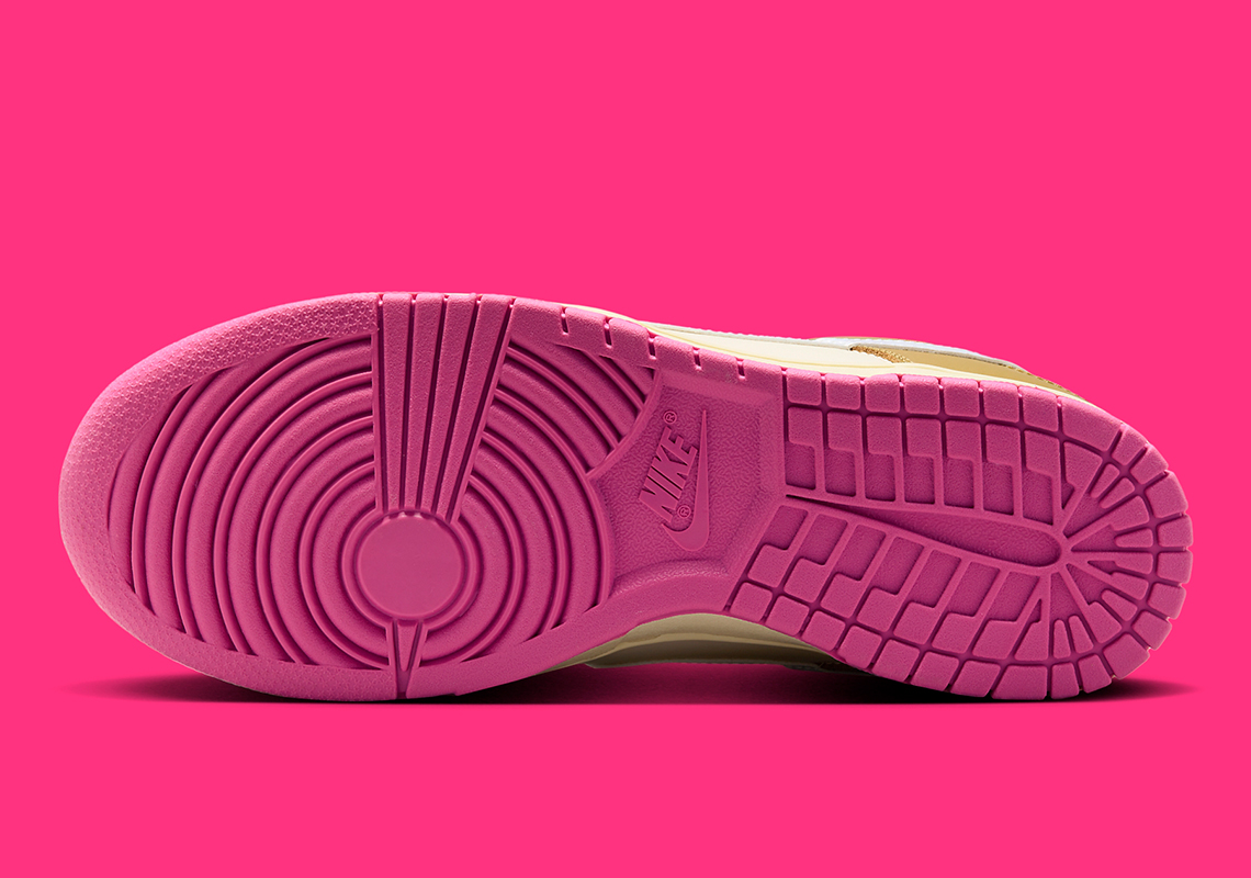 Nike Dunk Low "Just Do It" FD8683-700 | SneakerNews.com