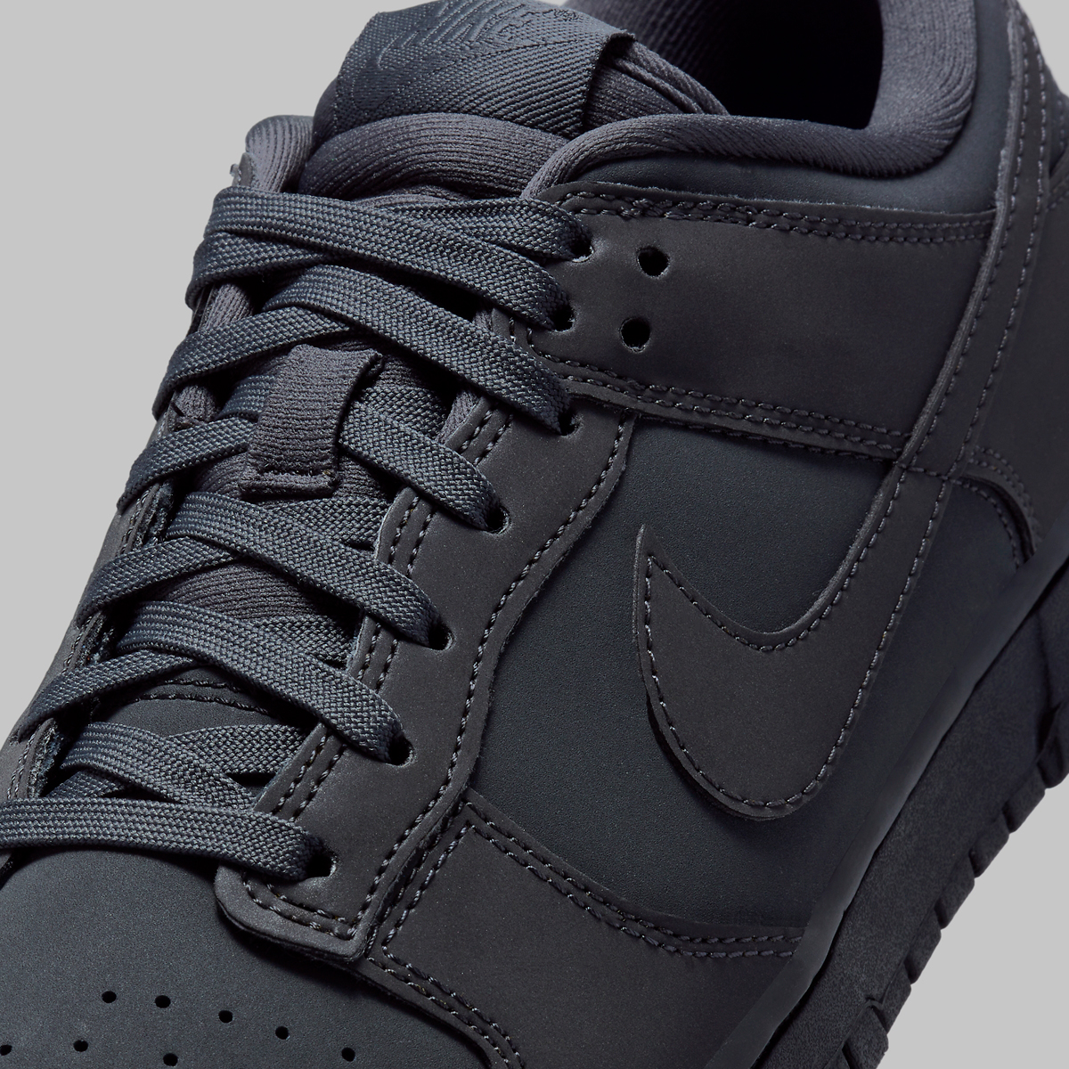 Nike Dunk Low "Reflective Anthracite" Release Date| Sneaker News