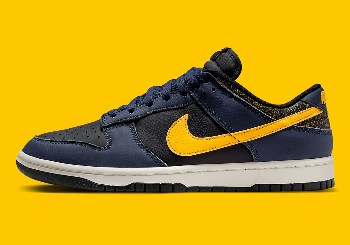 Nike Dunk Low Vintage "Michigan" Cracked Leather | SneakerNews.com