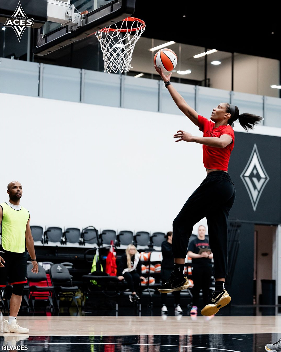 Nike LeBron 21 A'ja Wilson "WNBA Finals" PE | SneakerNews.com