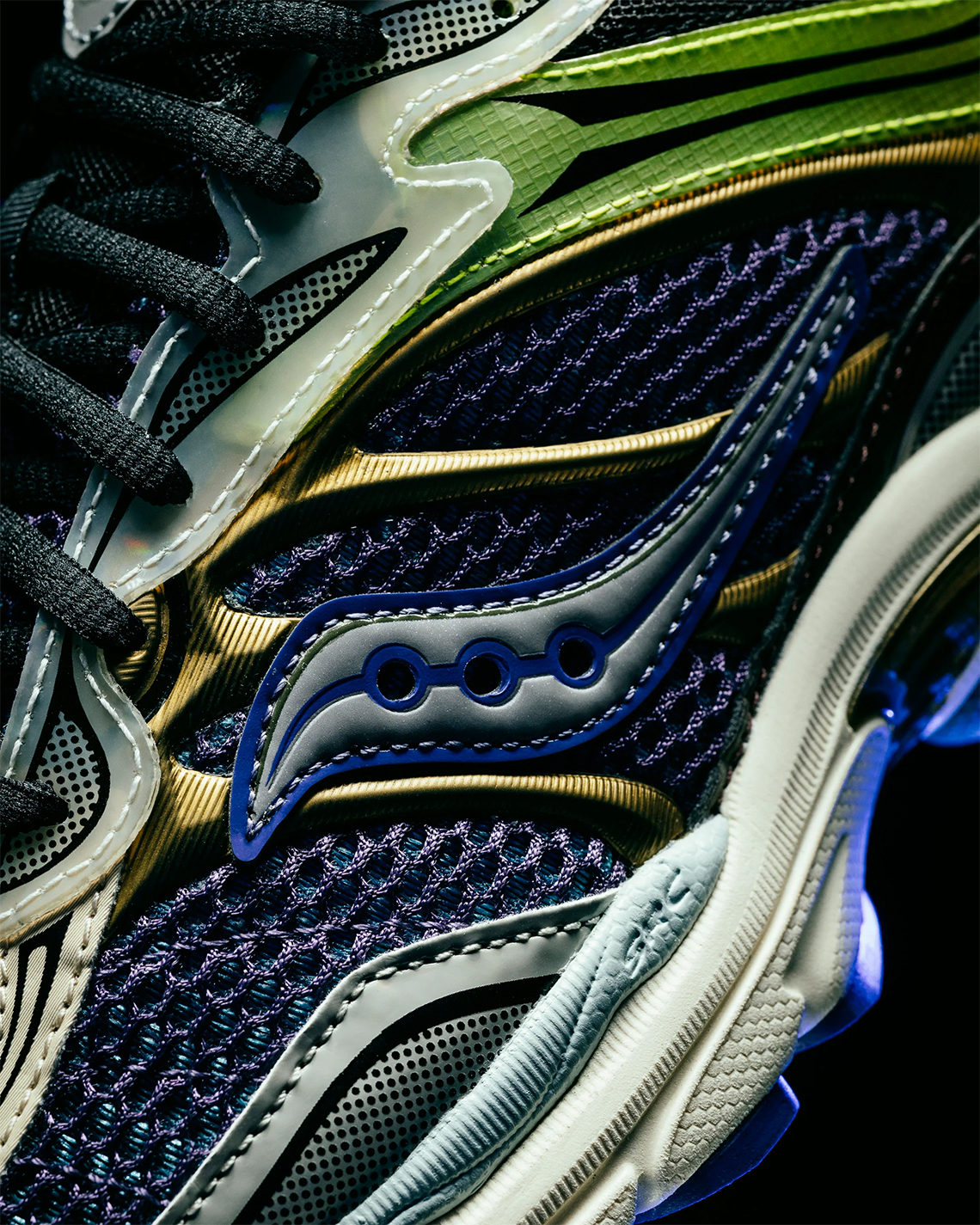 Saucony Progrid Omni 9 "Crystal Cave" S70783-1 | SneakerNews.com