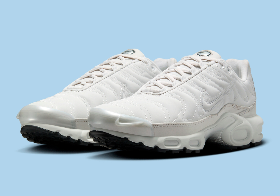 Shine In The Nike Air Max Plus "Reflective" | Sneaker News