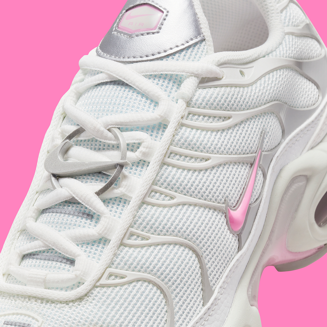 Nike Air Max Plus "Summit White/Pink Rise" HF0107-100 | SneakerNews.com