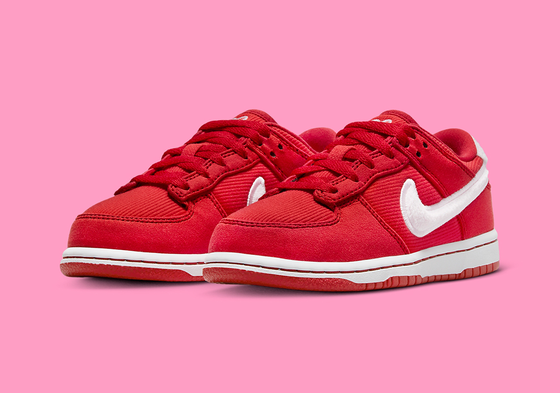 Where to Buy: Kids' Valentine's Day Nike Dunks | Sneaker News