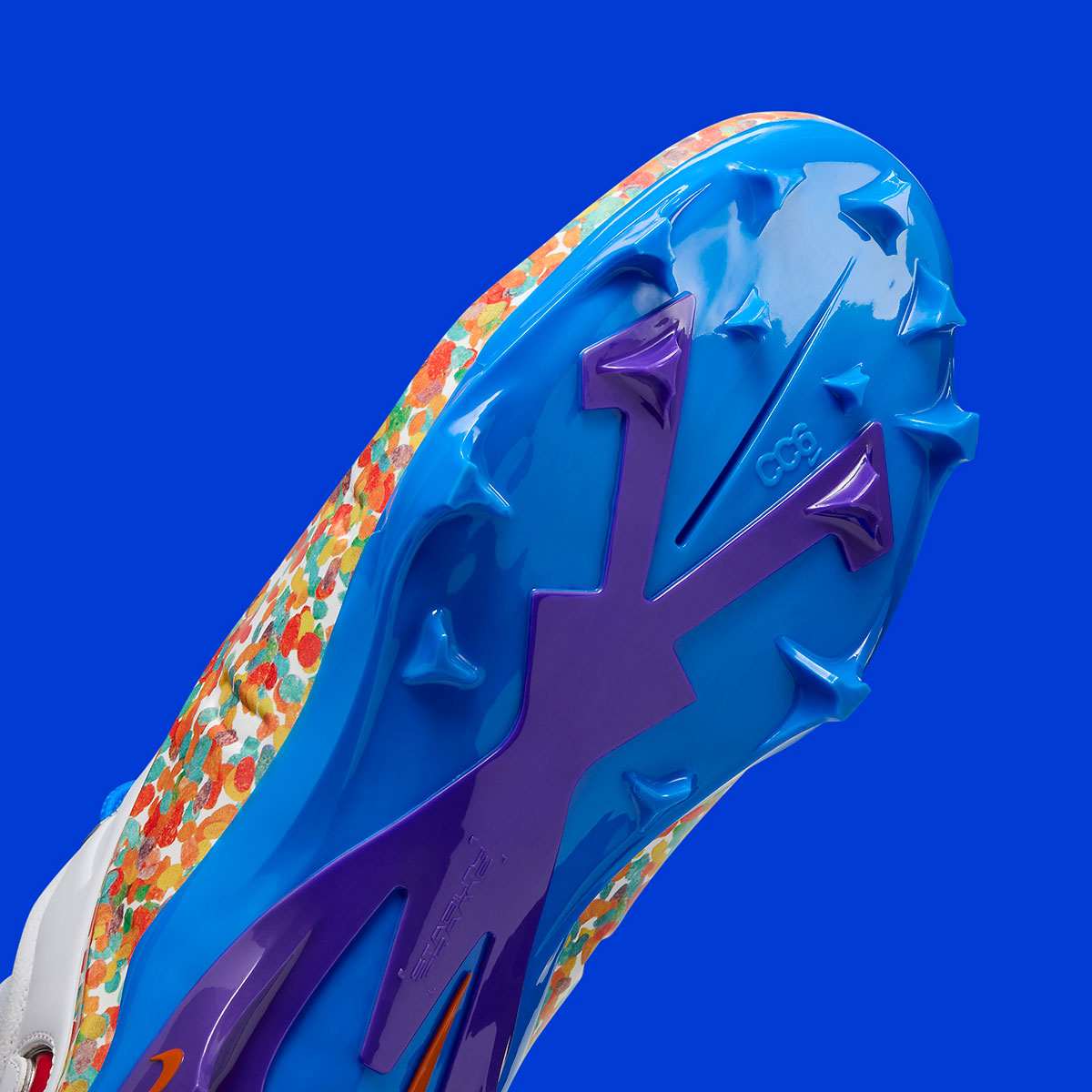 Nike LeBron 4 "Fruity Pebbles" Cleats | SneakerNews.com