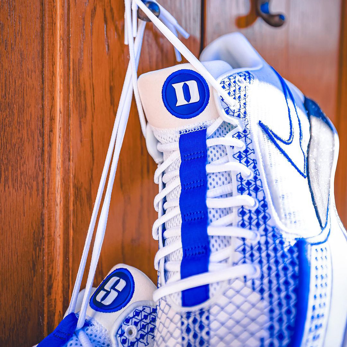 Nike Sabrina 1 College PEs | SneakerNews.com