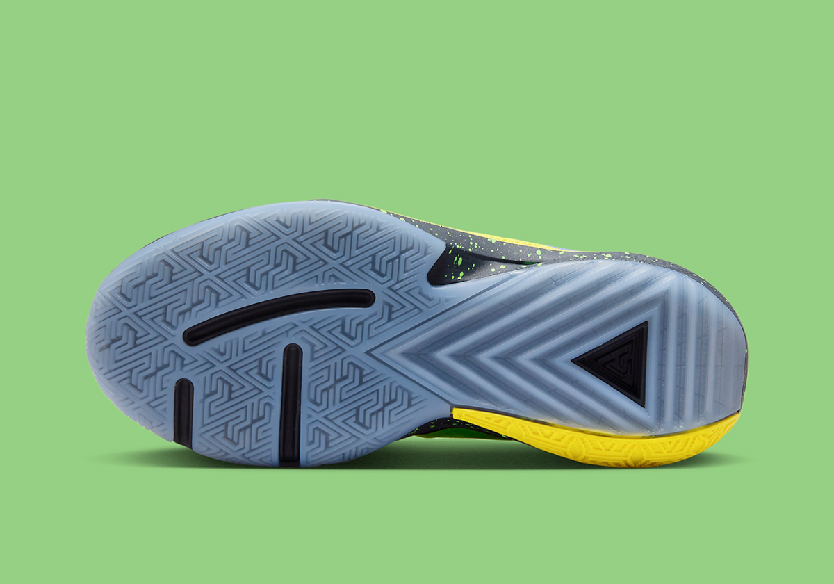 Nike Zoom Freak 5 "Dad Jokes" | SneakerNews.com