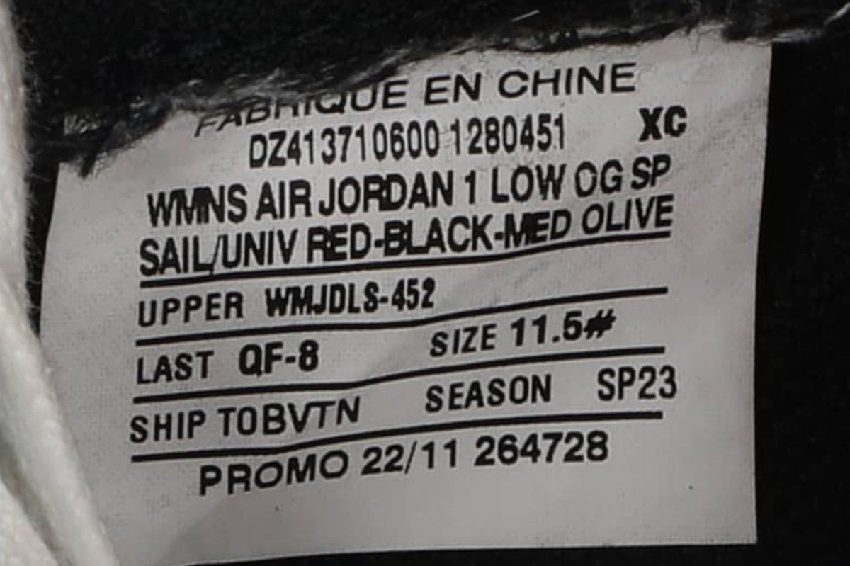 Travis Scott's Rolling Loud Jordans Up For Auction | Sneaker News