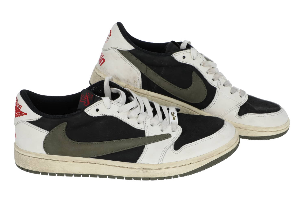 Travis Scott's Rolling Loud Jordans Up For Auction | Sneaker News
