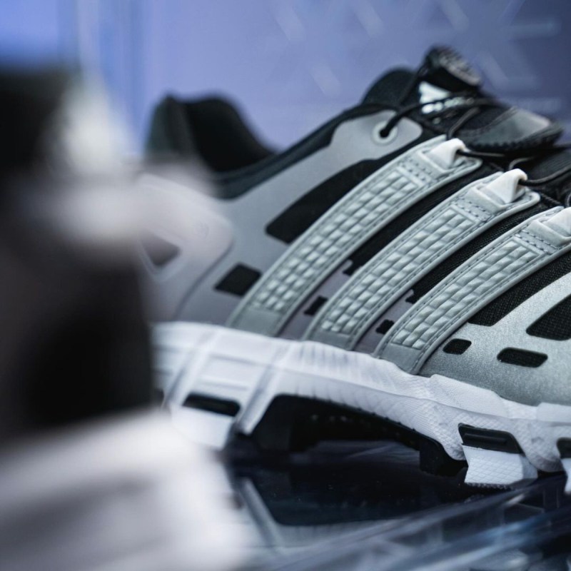 The Salomon-Like adidas Adistar Raven Returns | Sneaker News