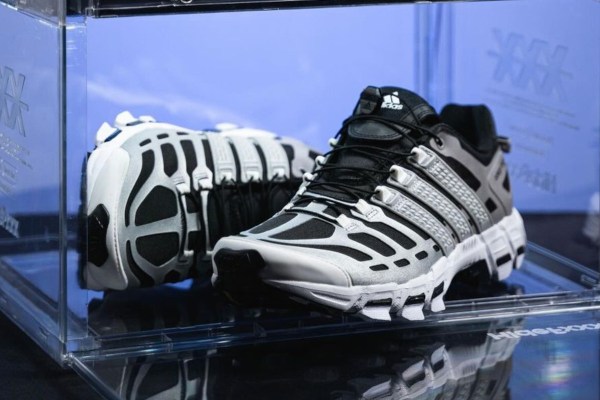 The Salomon-Like adidas Adistar Raven Returns | Sneaker News