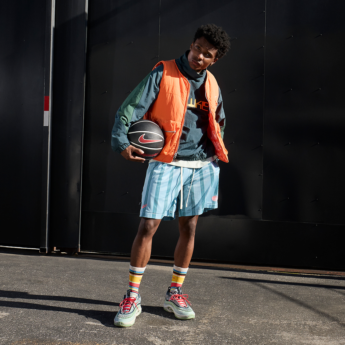 Nike Cosmic Unity 3 "Christmas" | SneakerNews.com