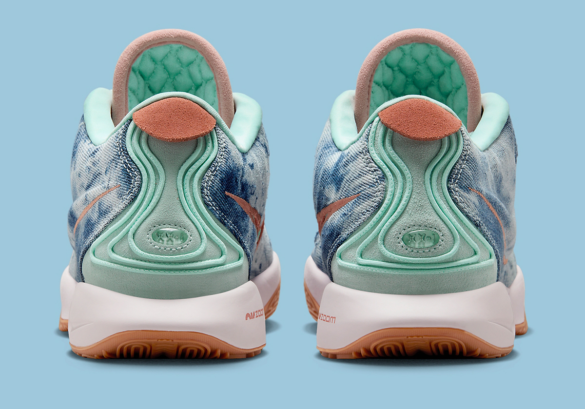 Nike LeBron 21 "Denim/Aragonite" | SneakerNews.com