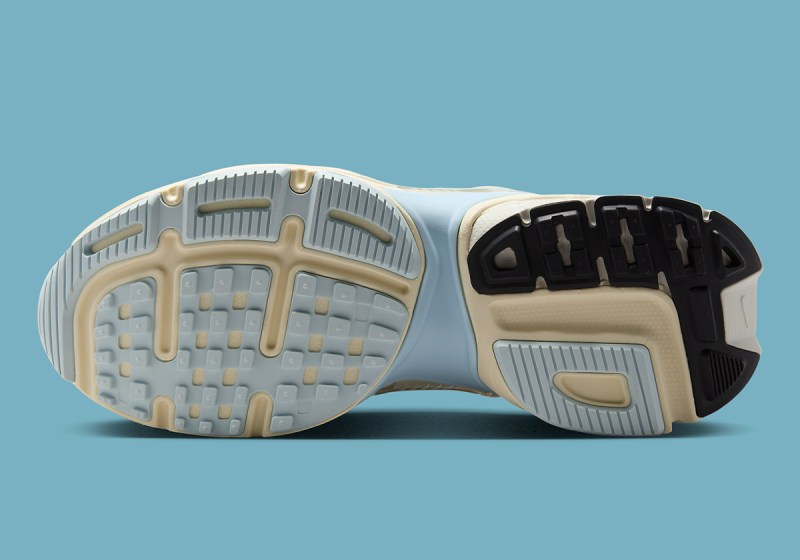 Nike V2K Run "Light Bone/Metallic Platinum" | SneakerNews.com