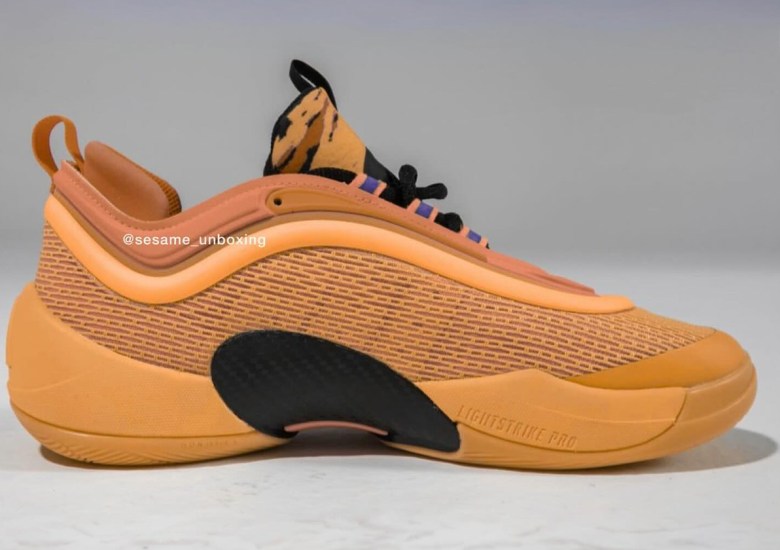 Donovan Mitchell Shoes - adidas DON Issue 6 | SneakerNews.com