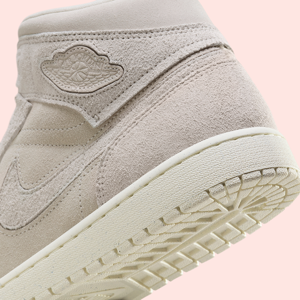 Air Jordan 1 Mid SE "Sail/Sand" FQ3224-100 | SneakerNews.com