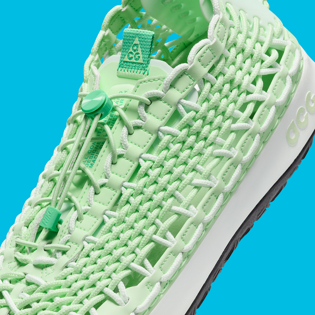 Nike ACG Watercat+ "Green" FN5202-300 | SneakerNews.com