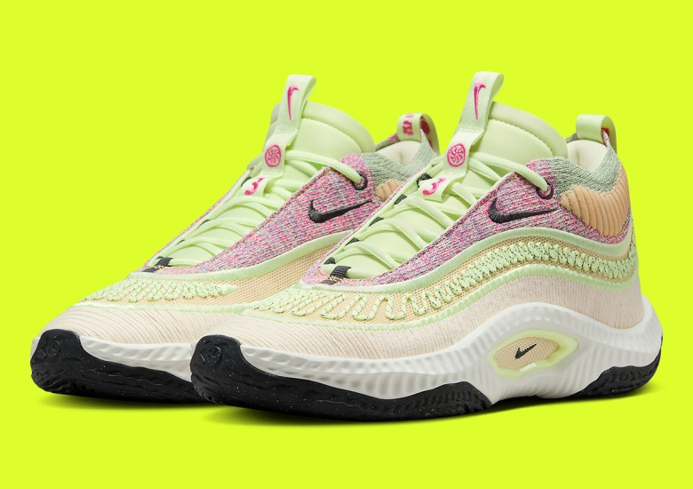 This Summer-Ready Nike Cosmic Unity 3 Is Dropping in Mid-Winter ...