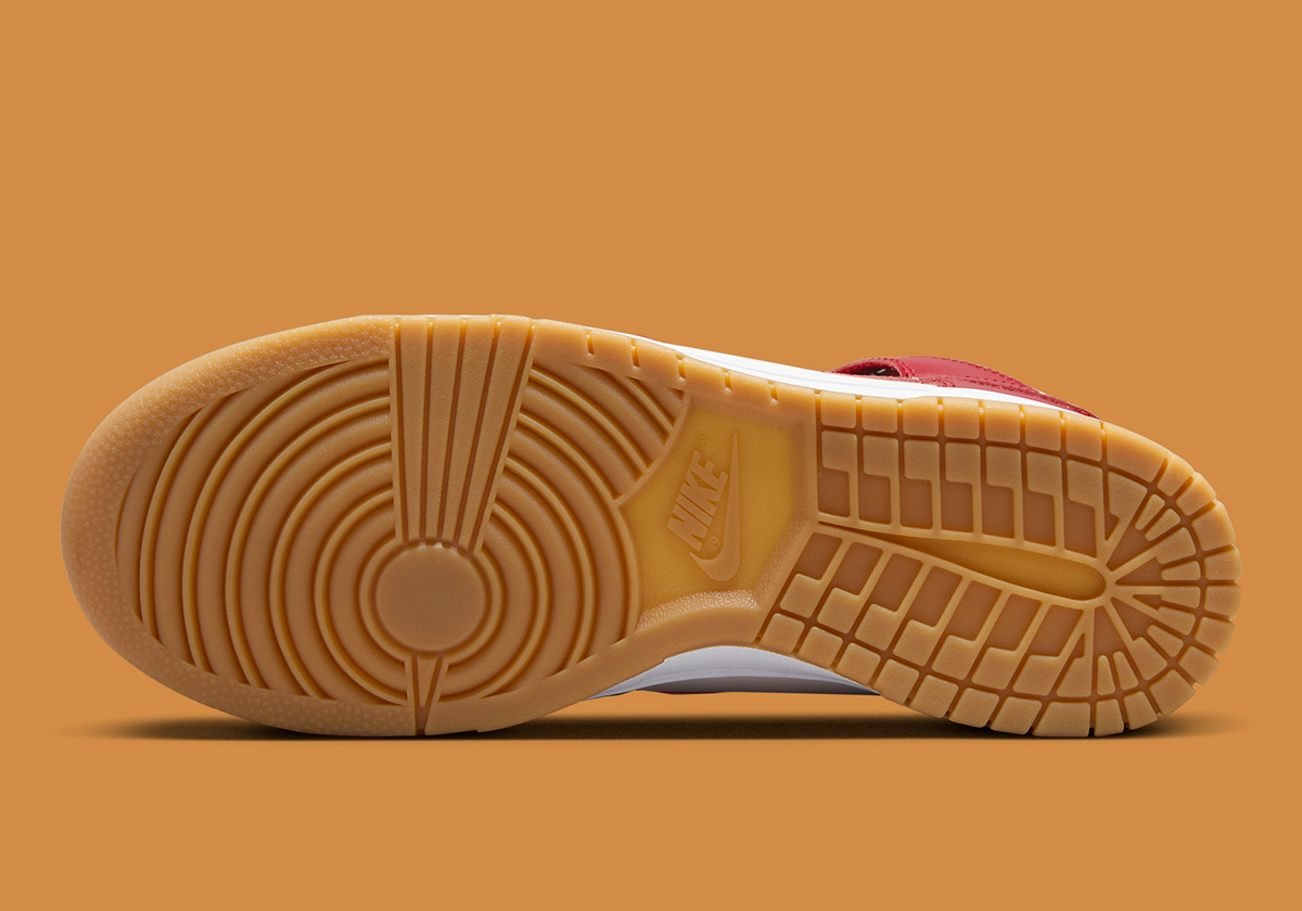 Nike Dunk High WMNS "Gym Red/Gum" DD1869-114 | SneakerNews.com