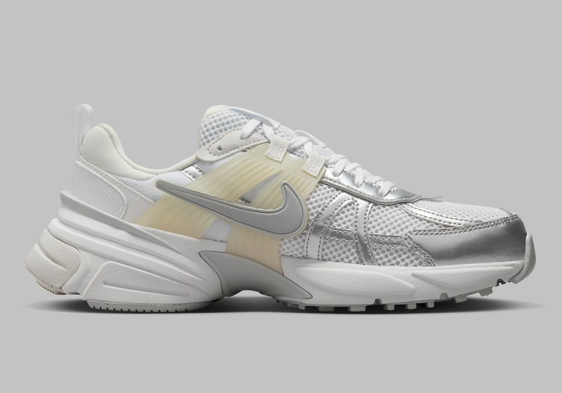 Nike V2K Run "Metallic Silver/White" FD0736-104 | SneakerNews.com