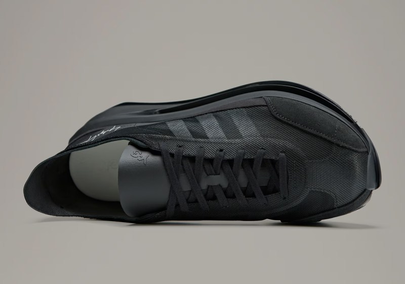 The adidas Y-3 Gendo Run Takes The Three Stripes To The Next Century ...