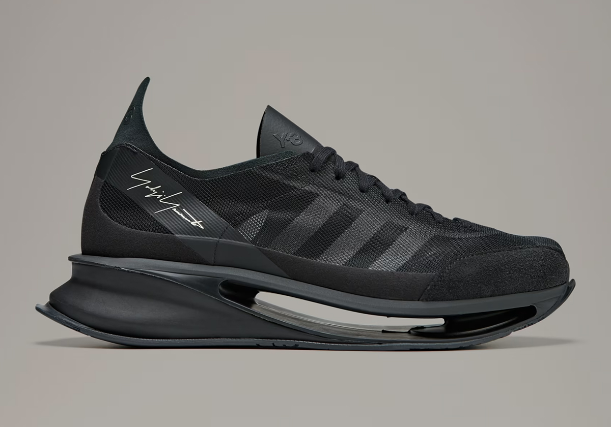 The adidas Y-3 Gendo Run Takes The Three Stripes To The Next Century ...