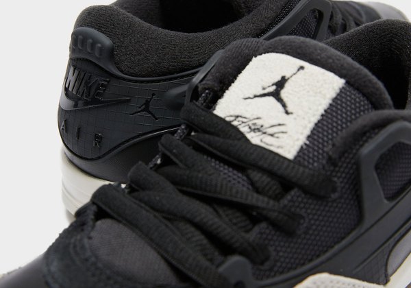 Air Jordan 4 RM Restomod | SneakerNews.com