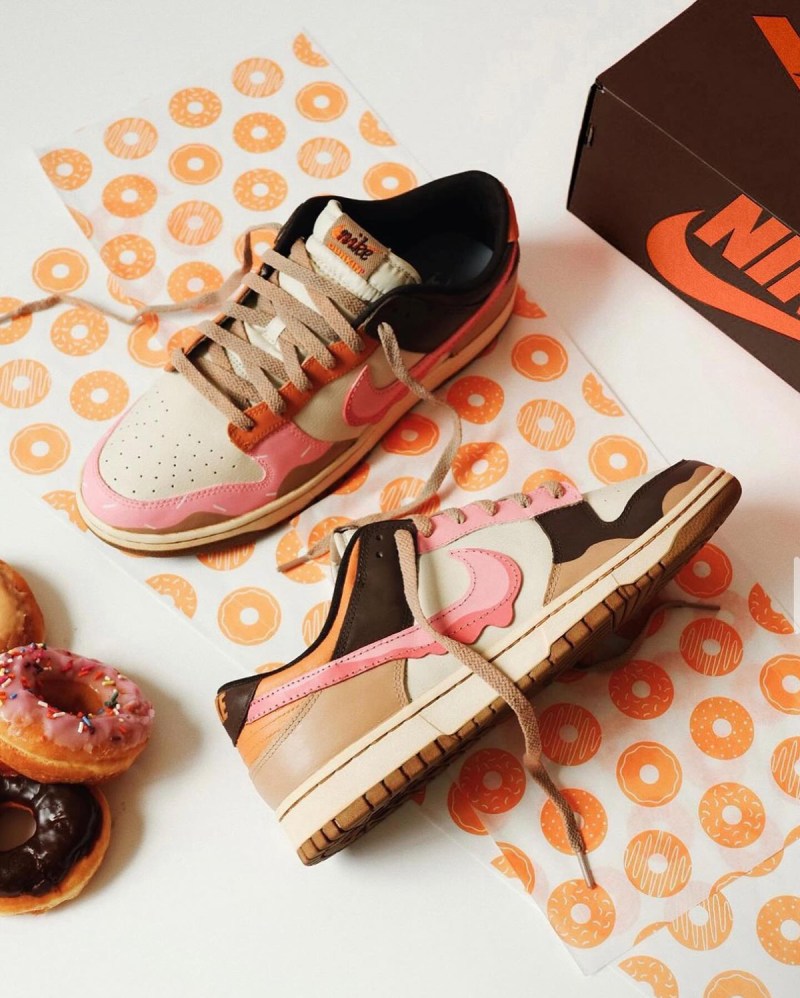 Ben Affleck Dunkin Donuts Nike Dunk | SneakerNews.com
