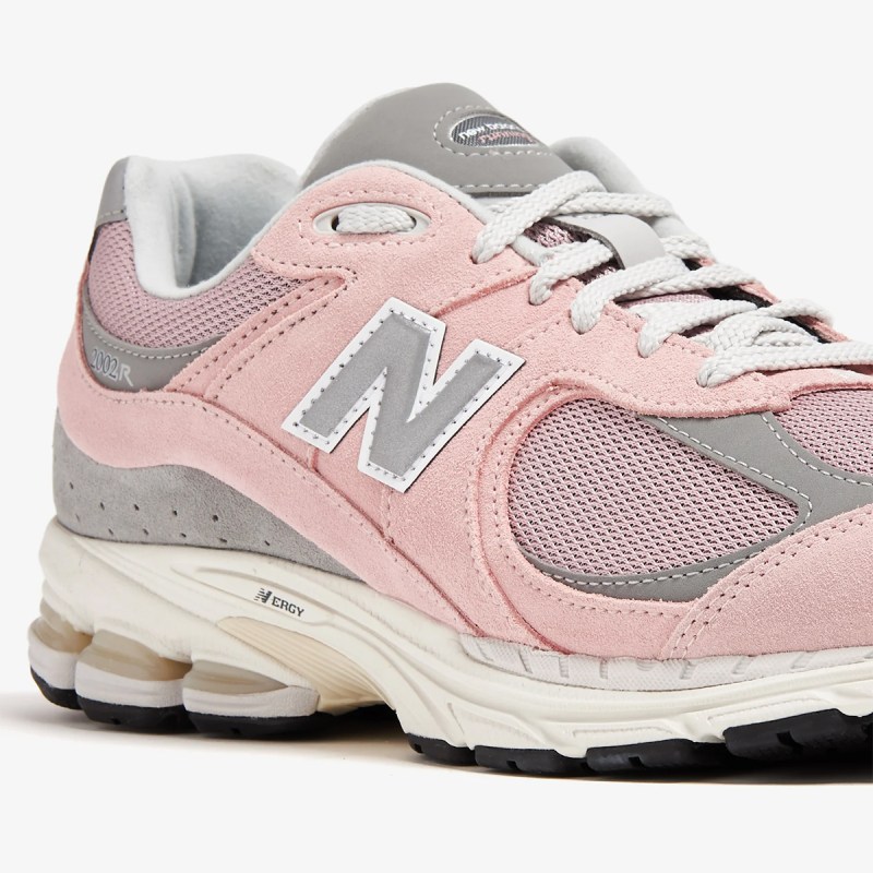 New Balance 2002R "Bubblegum Pink" M2002RFC | SneakerNews.com