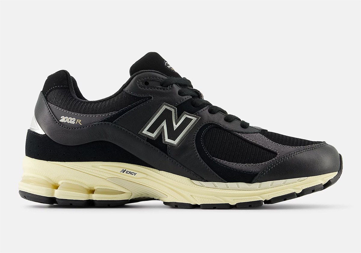 New Balance 2002R "Leather Pack" | SneakerNews.com