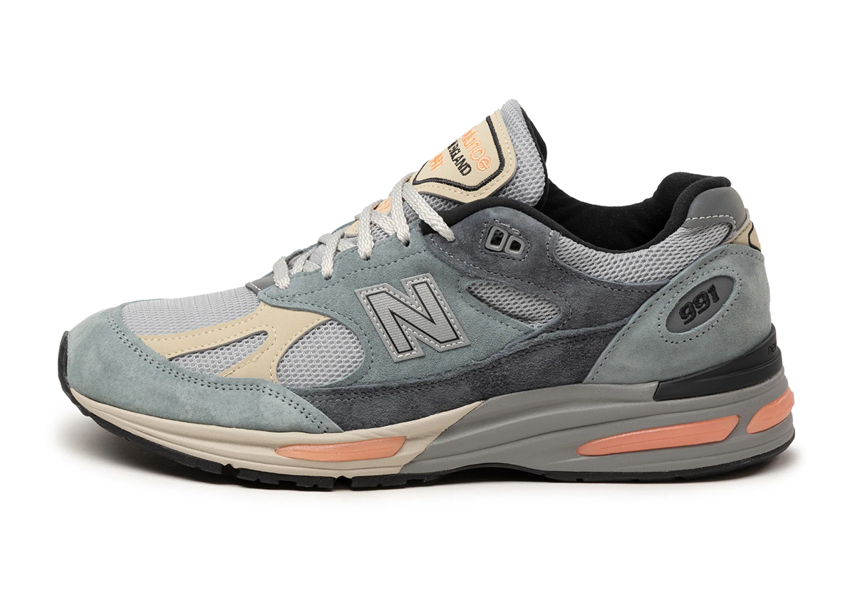 The New Balance 991v2 Embraces Subtle Contrast Across Two Colorways | SneakerNews.com