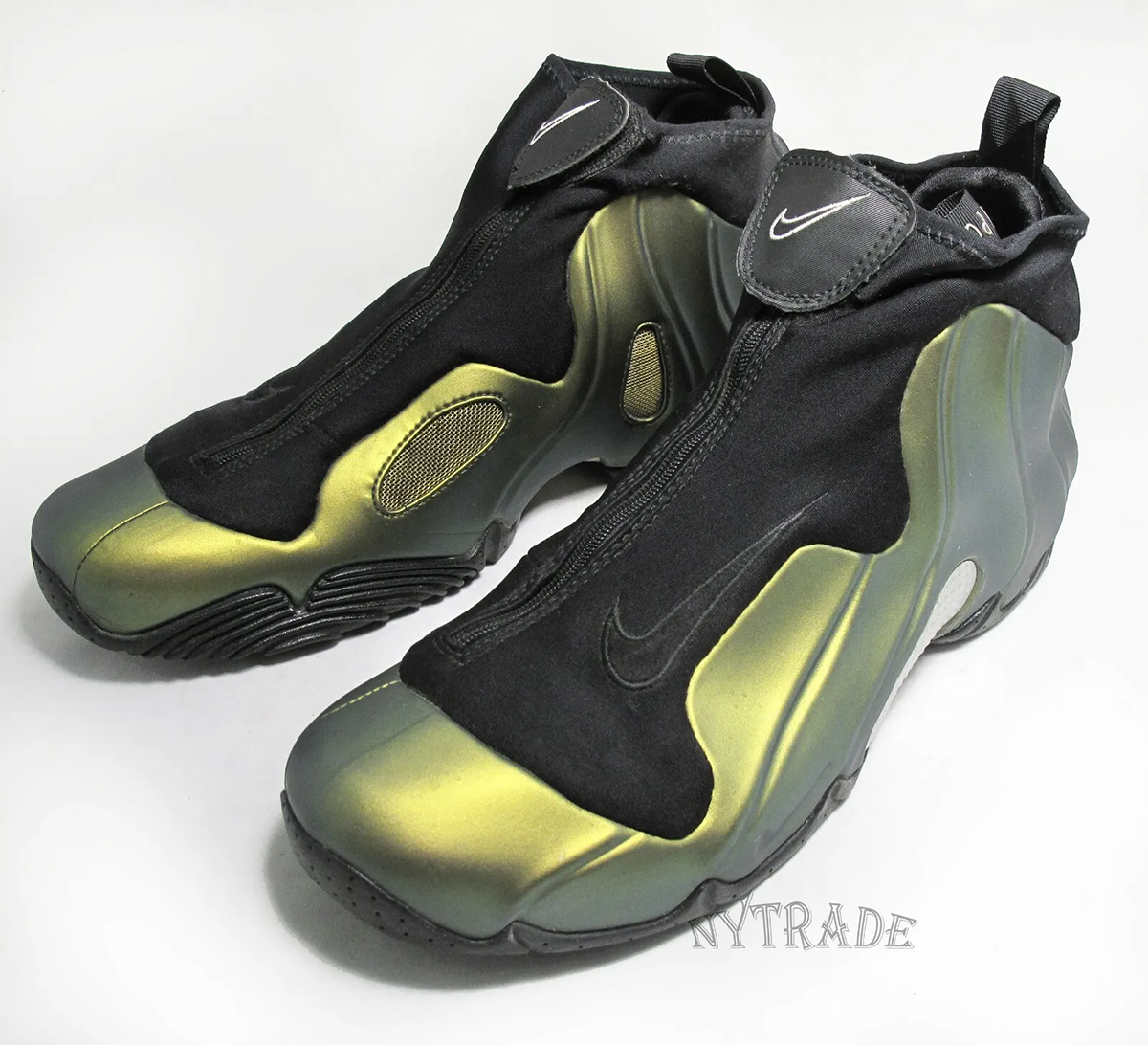 Nike Air Flightposite One "Metallic Gold "FV5582-700 | SneakerNews.com