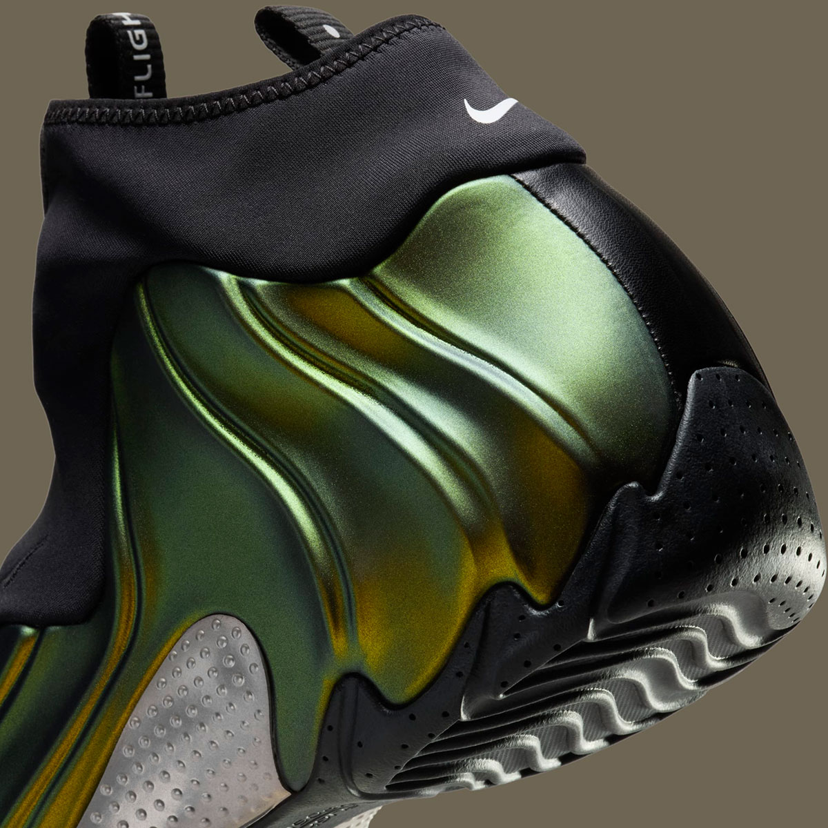 Nike Air Flightposite One "Metallic Gold "FV5582-700 | SneakerNews.com