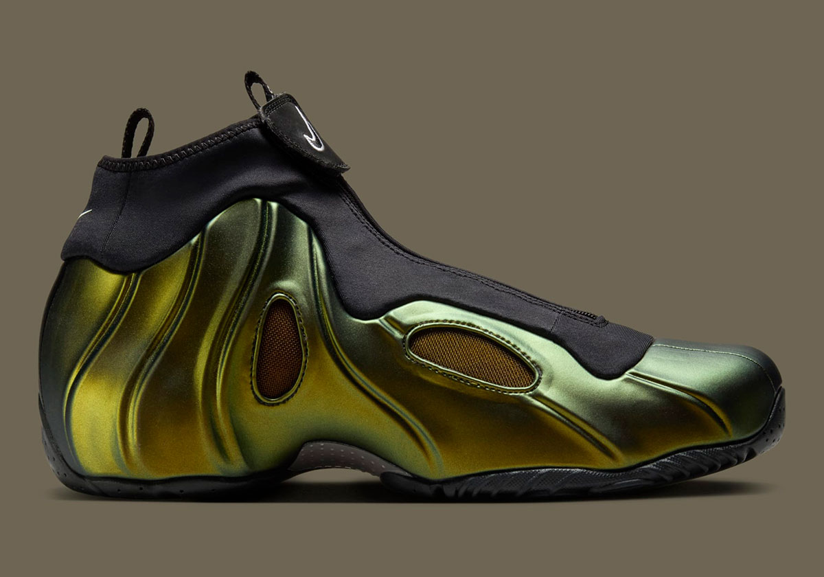 Nike Air Flightposite One "Metallic Gold "FV5582-700 | SneakerNews.com