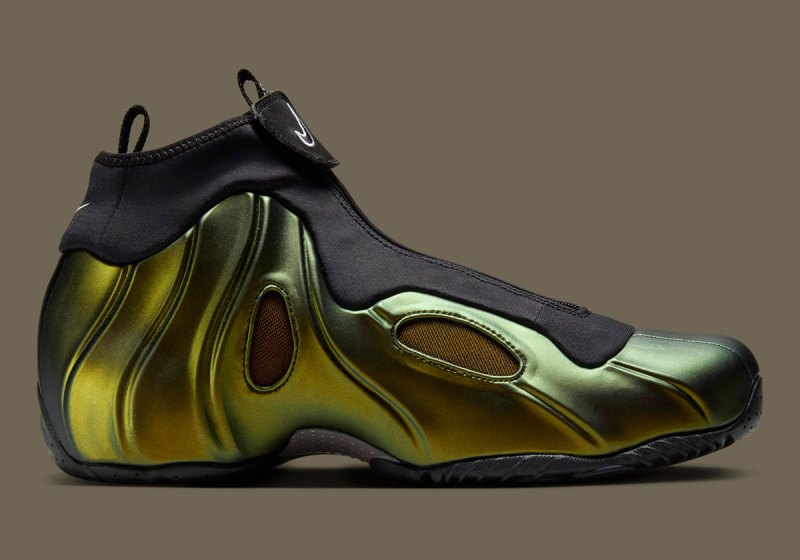 Nike Air Flightposite One "Metallic Gold "FV5582-700 | SneakerNews.com
