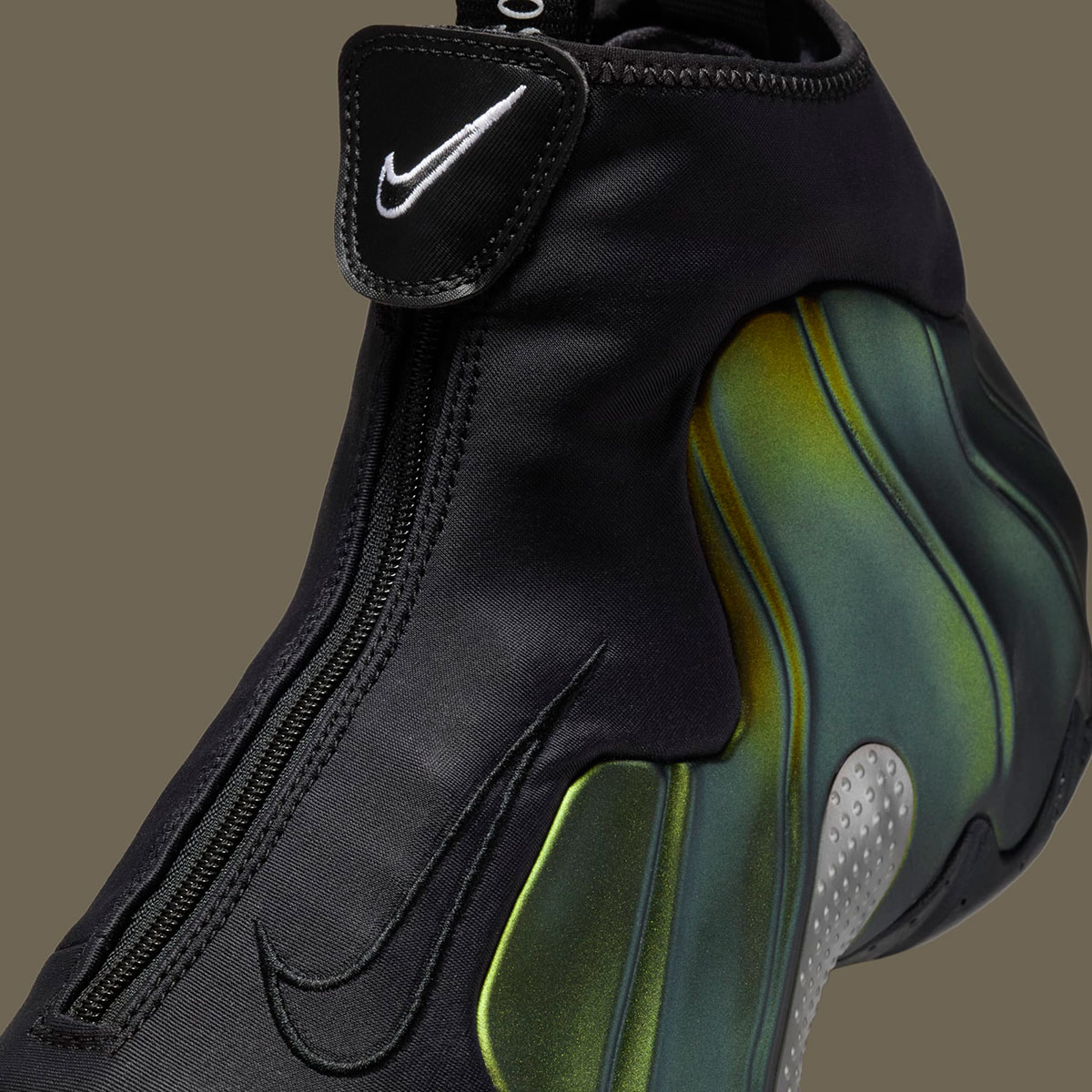 Nike Air Flightposite One "Metallic Gold "FV5582-700 | SneakerNews.com