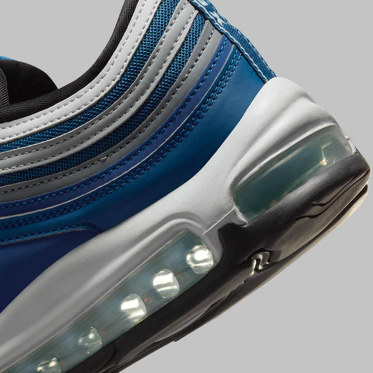 Nike Air Max 97 "Court Blue/Glacier Blue" FN6957-400 | SneakerNews.com