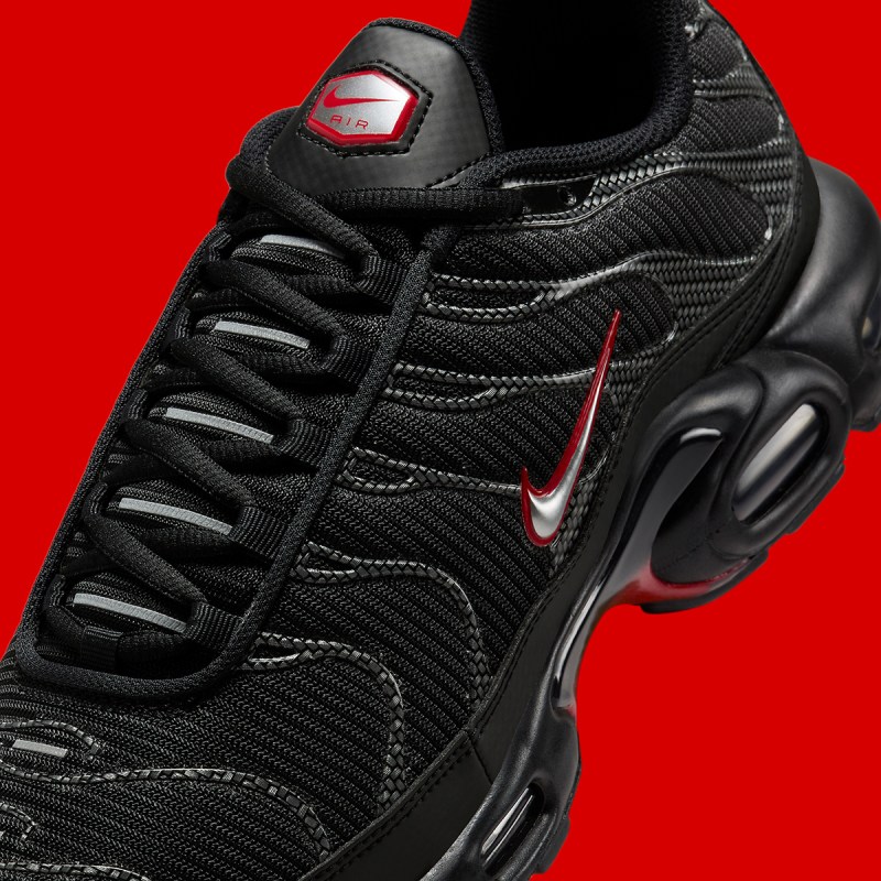 Nike Air Max Plus "Carbon Fiber" HF4293-001 | SneakerNews.com