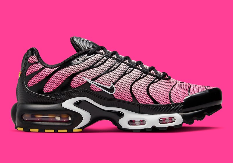 The Nike Air Max Plus Glows In It's Own "All Day" Look - SneakerNews.com