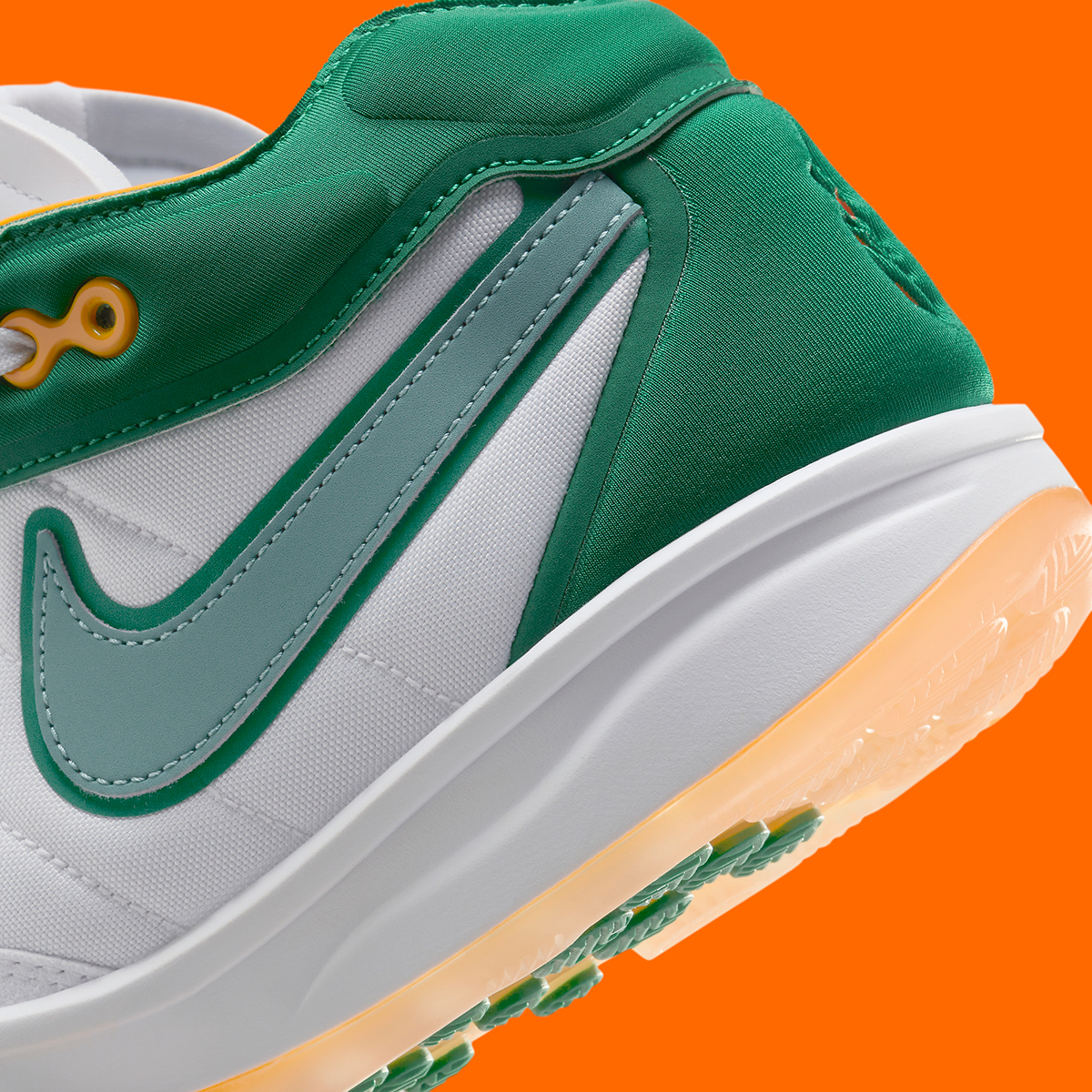 Nike Zoom GT Hustle 2 "Est. 72" DJ9405-103 | SneakerNews.com