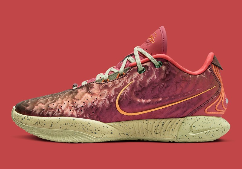 Nike LeBron 21 "Queen Conch" FN0708-800 | SneakerNews.com