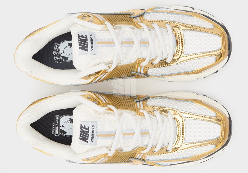 Nike Zoom Vomero 5 "Metallic Gold" | SneakerNews.com