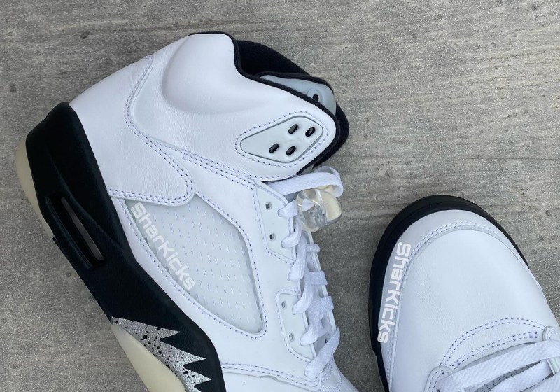 Air Jordan 5 "Reverse Metallic" DD0587-110 | SneakerNews.com